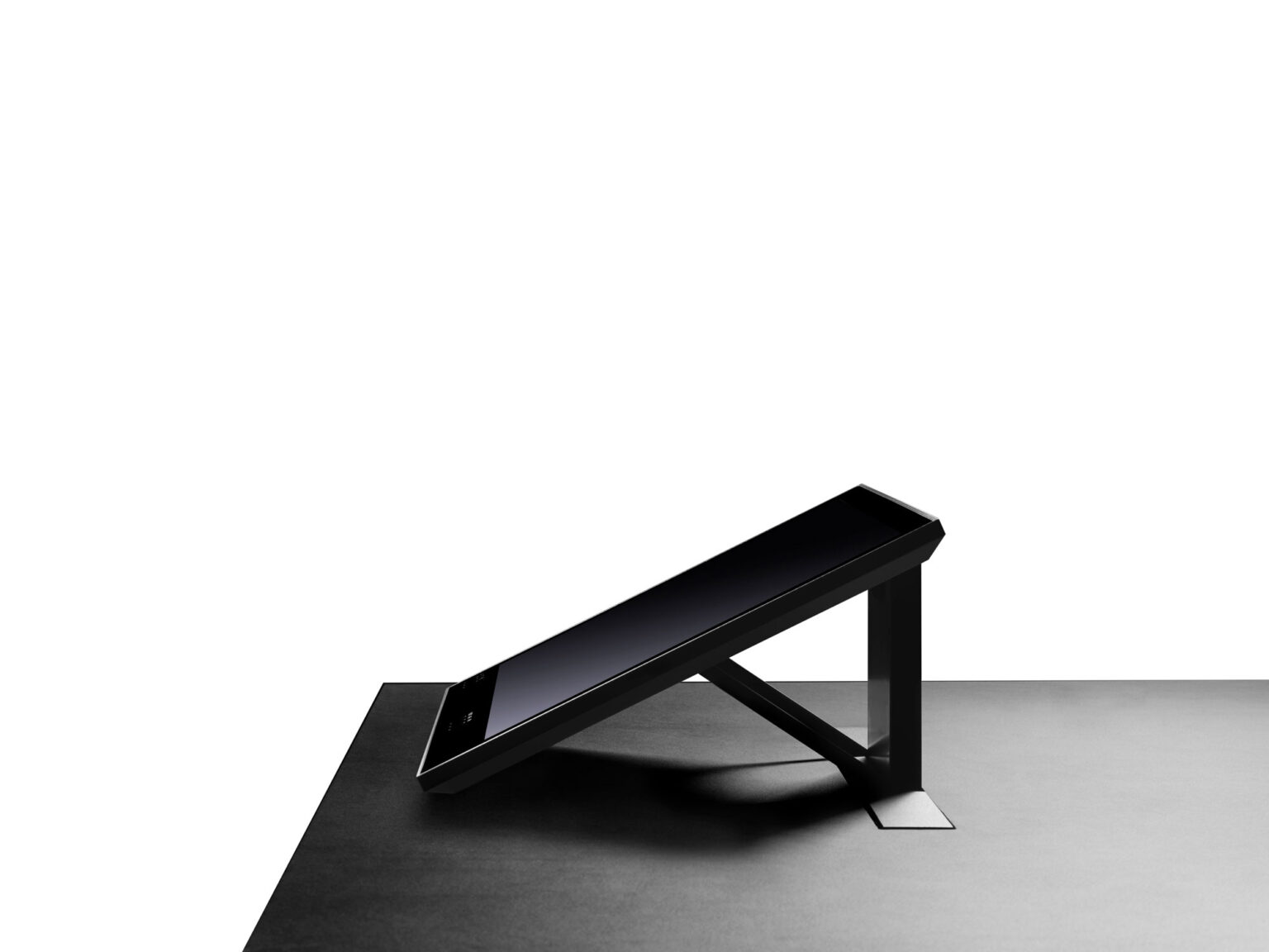 Motorized Monitor with Veneered Hatch - DB3 | Arthur Holm