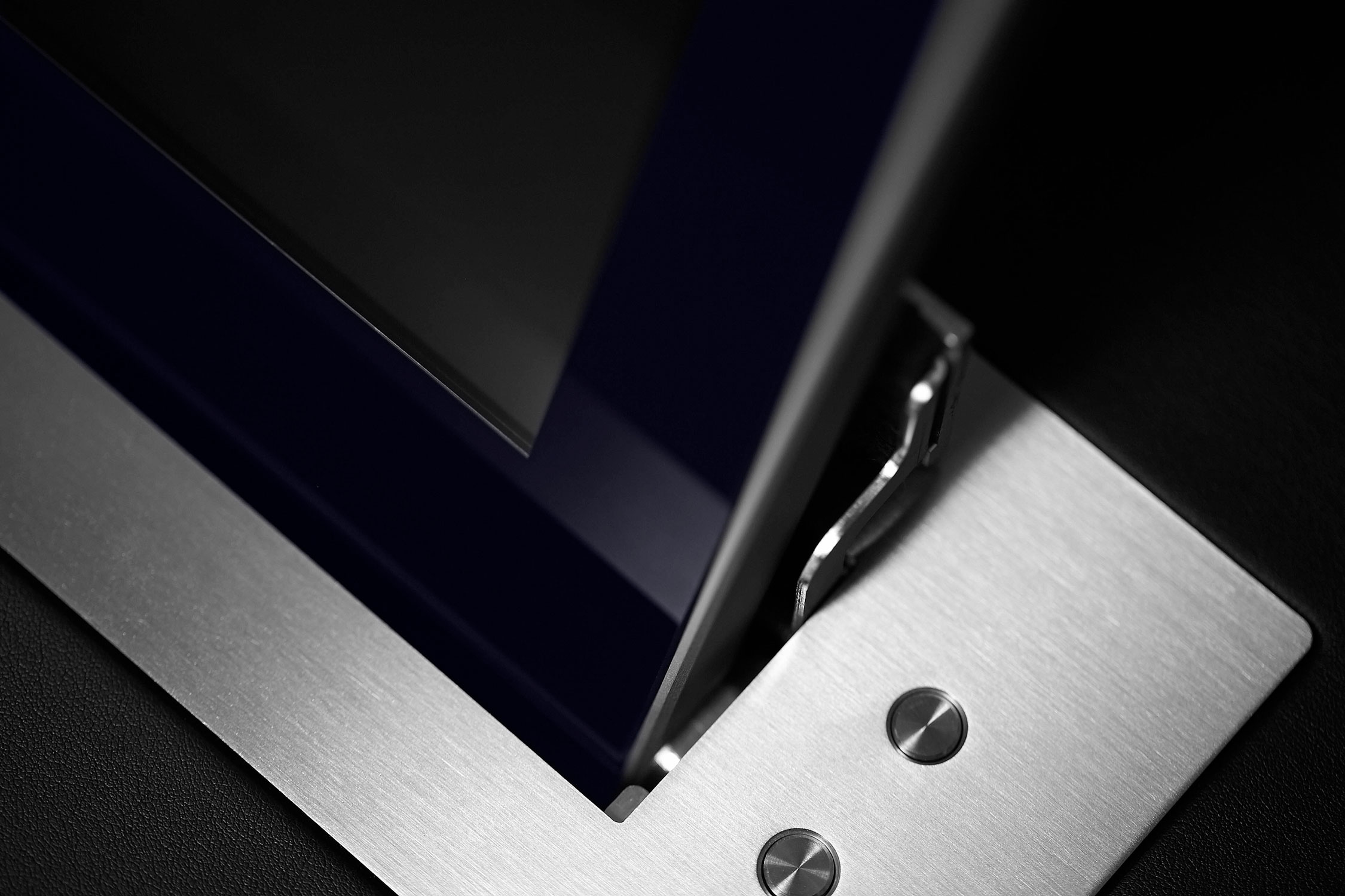 Dynamic1: Compact Design, Effortless Innovation | Arthur Holm