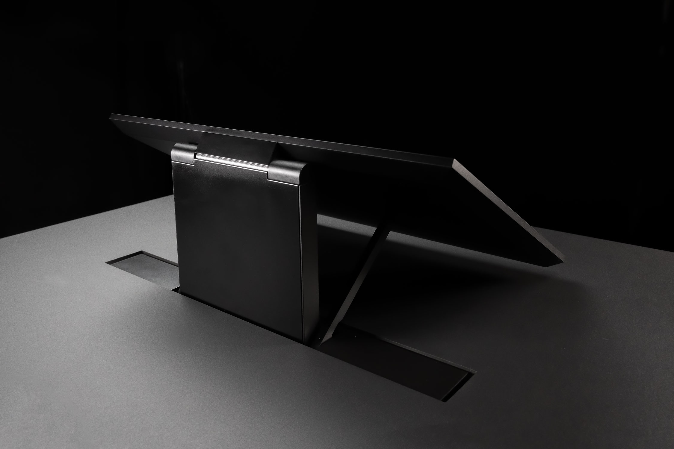 Smart Motorized Monitors for Modern Workspaces | Arthur Holm