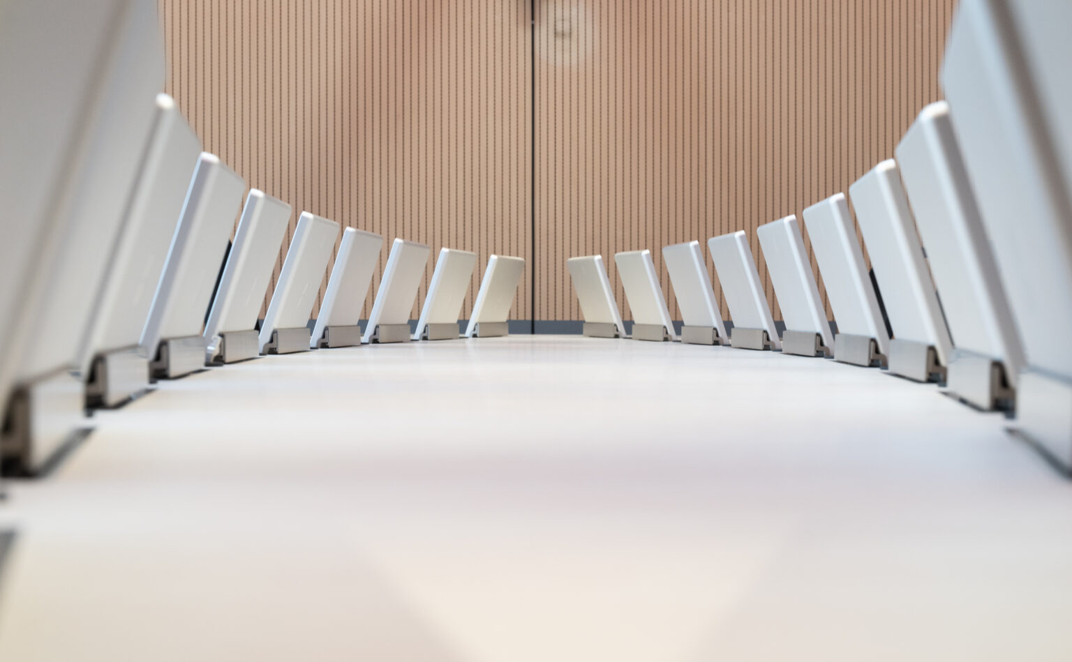 Arthur Holm retractable monitors at the Heart of Sparkasse Gotha’s ...